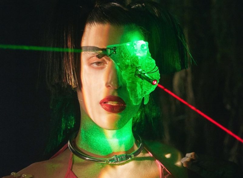 Arca y su nuevo single, «Time» – Cancha General