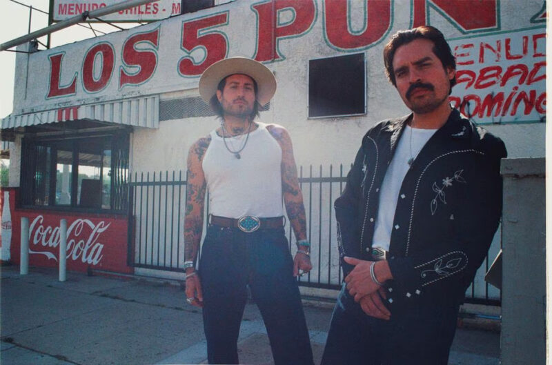 Hermanos Gutiérrez: Entre el Desierto y la Música del Alma – Cancha General